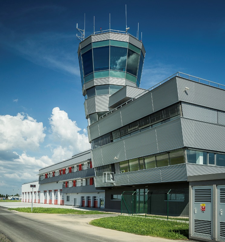 Letiště Ostrava má novou řídicí věž — Ostrava