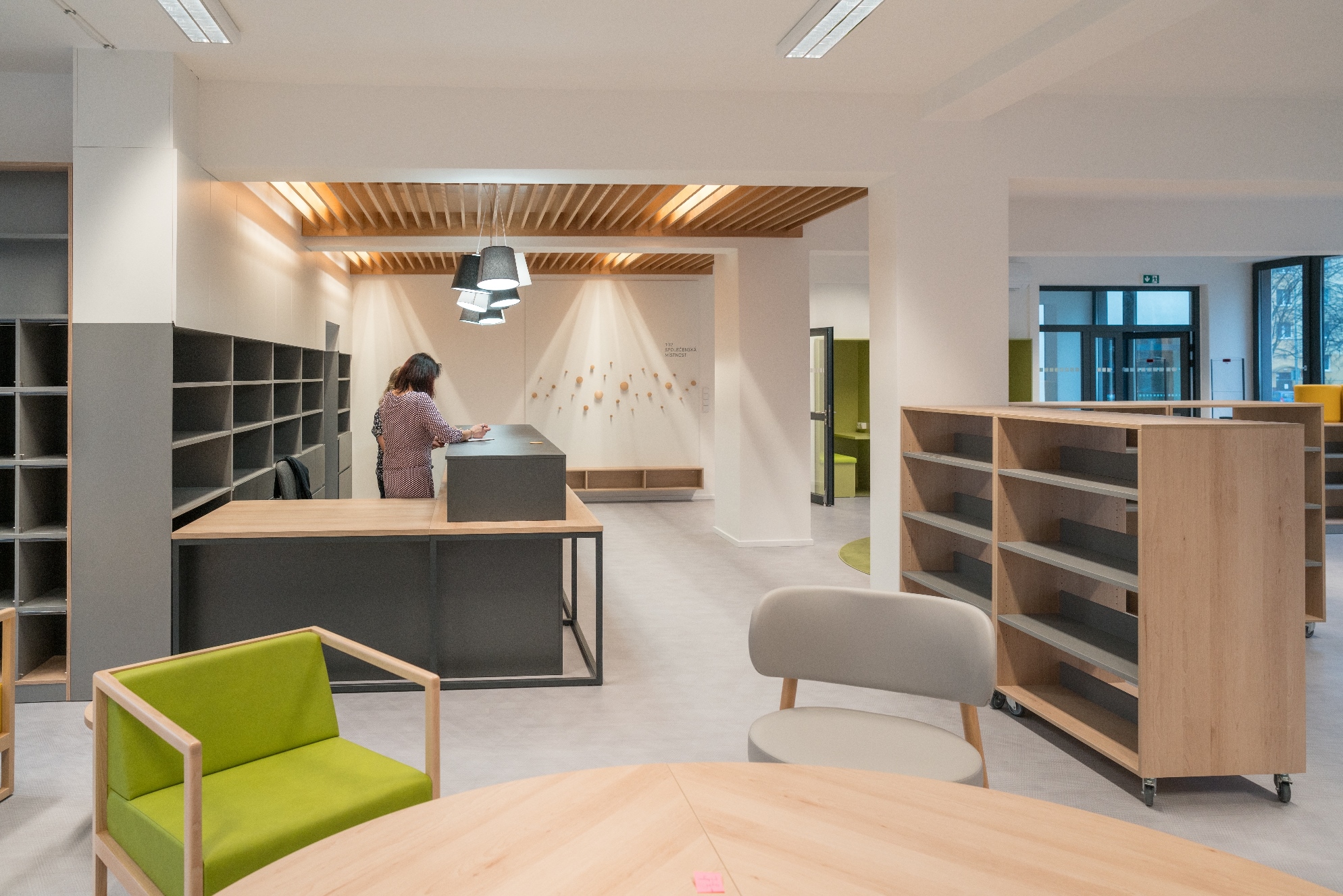 V Porubě vznikla moderní knihovna s literární kavárnou — Ostrava